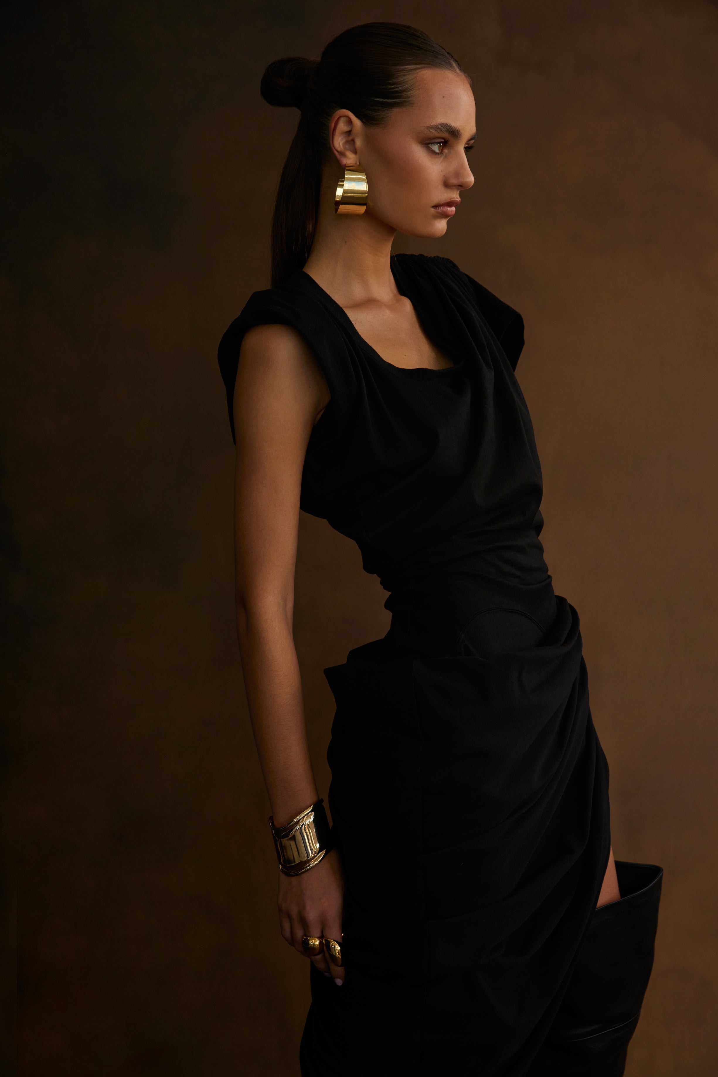 Wave Cuff I Gold – NOAH The Label