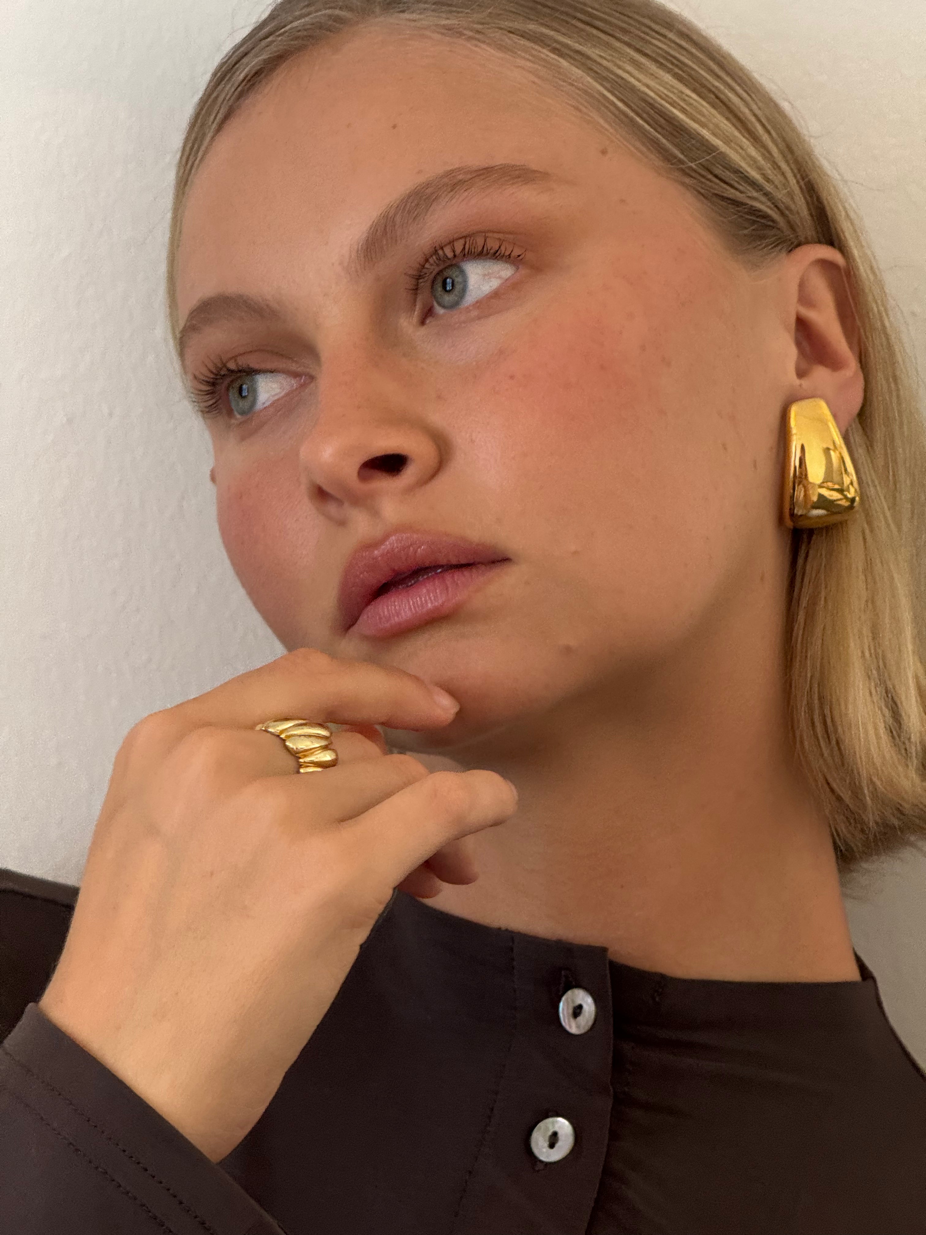 Shaped Gold Earrings – NOAH The Label